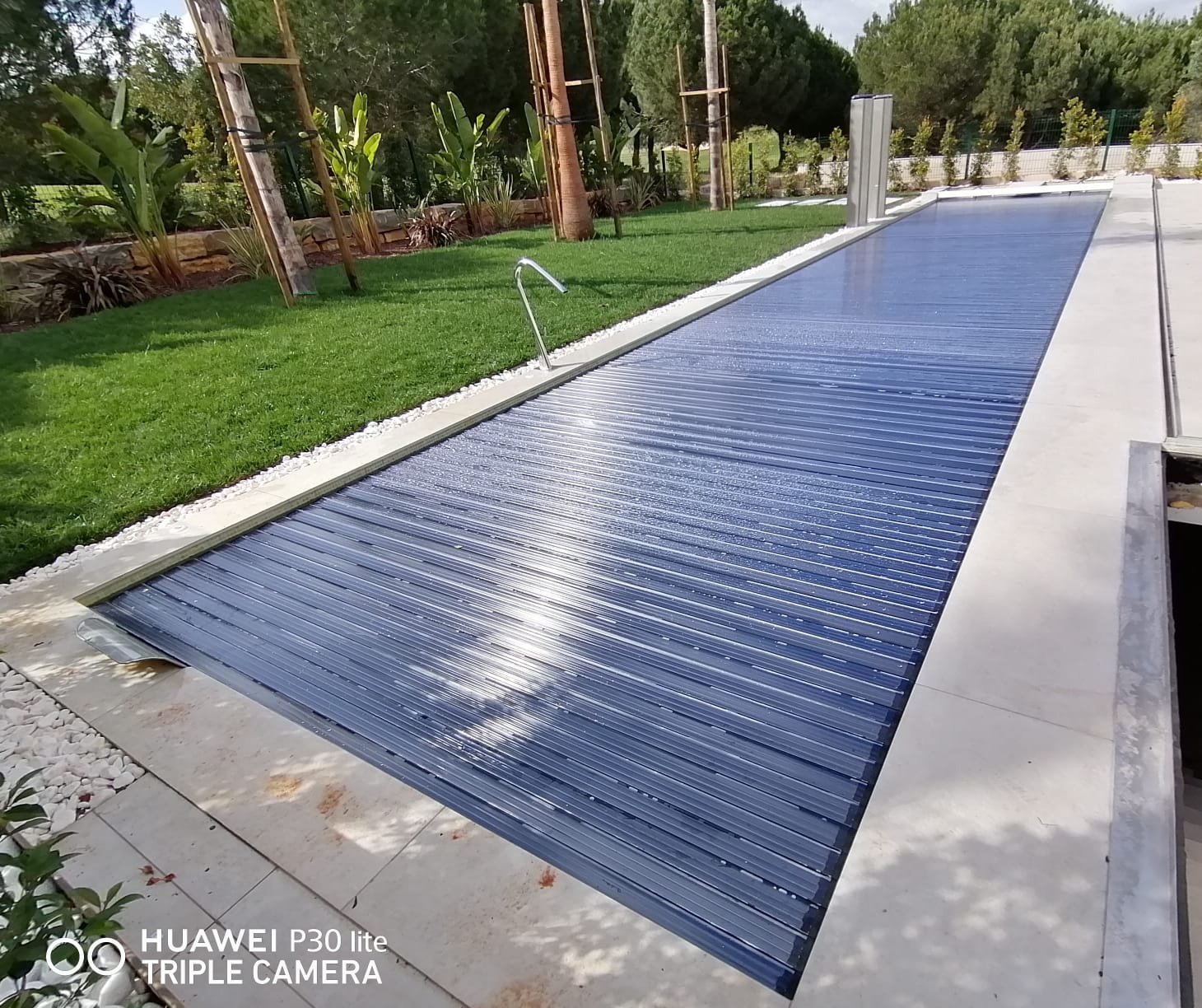 Contactos – Aqualux – Pools – Garden's & Spa's